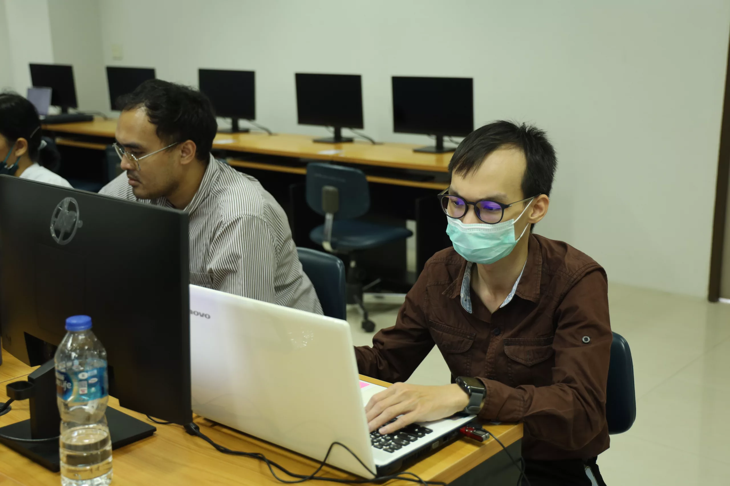 สำนักวิทยบริการเเละเทคโนโลยีสารสนเทศ จัดโครงการอบรมเชิงปฏิบัติการ การ ...